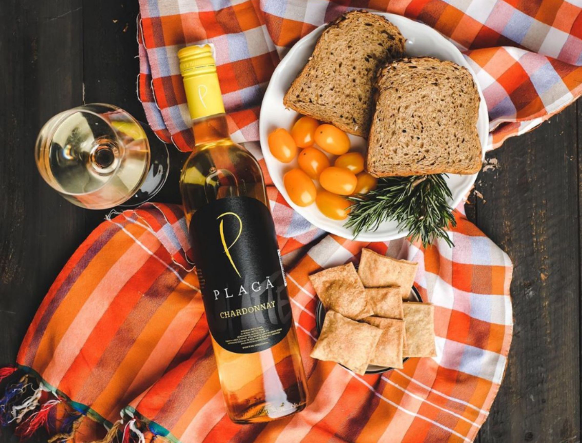 4 Rekomendasi Wine Buatan Indonesia - Dewi Magazine