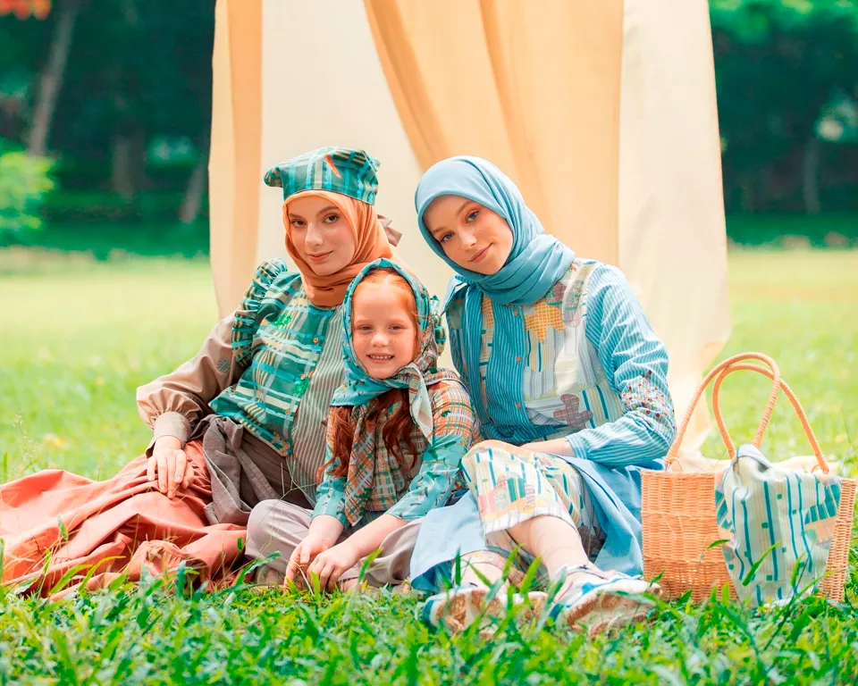 Virtual Annual Show Ria Miranda Ke-8 - Dewi Magazine